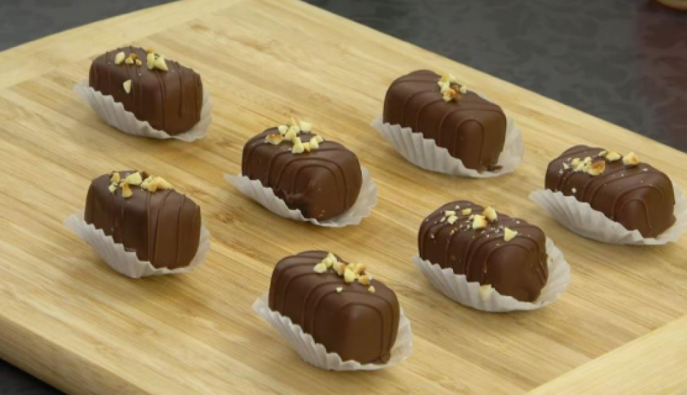 POSNE ČOKOLADNE PRALINE SA URMAMA Neodoljivi zalogajčići nestaće sa ...